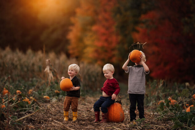 15 Fall Activities to Do with Kids - ZuzuForKids