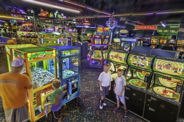 Fun for All at Arnold's Family Fun Center - ZuzuForKids