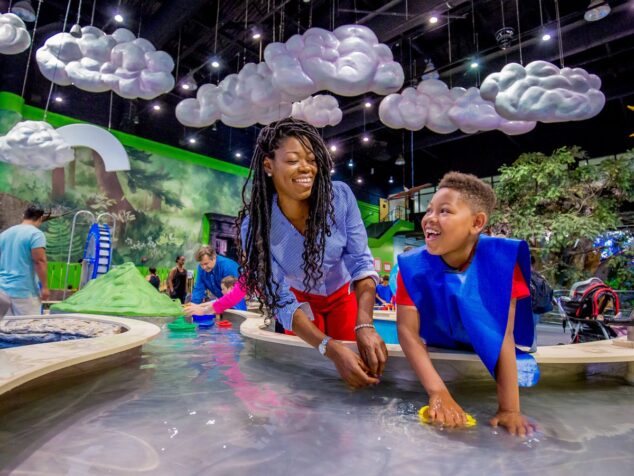 Explore Philly: Family-Friendly Activities For Kids - ZuzuForKids
