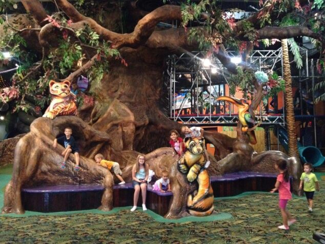 The Magic of Makutu's Island | A Day of Fun and Play - ZuzuForKids