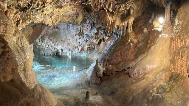 Exploring Indian Echo Caverns: A Natural Wonder - ZuzuForKids